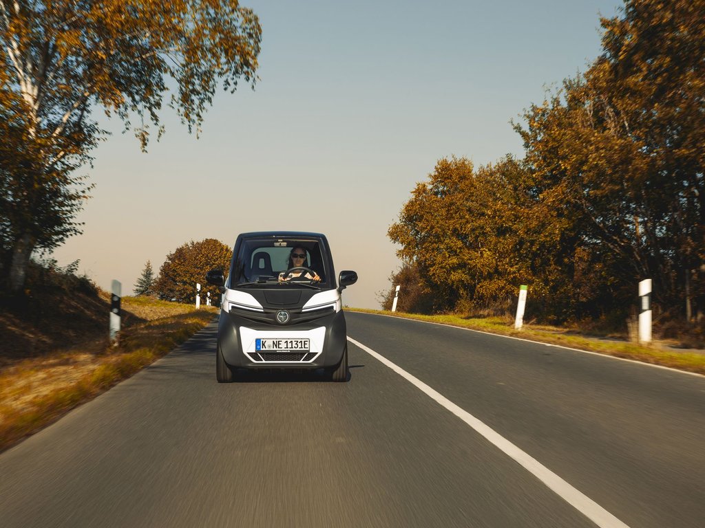 Fahrbericht: Nissan Silence S04 L7e mit zwei Akkus – rollender ...