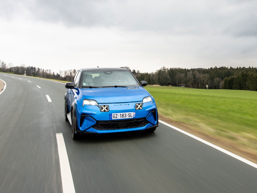 Fahrbericht: Alpine A290 – Erster Hot Hatch einer neuen Art