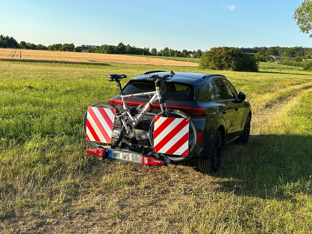 Italien schreibt weiterhin Warntafeln am Fahrradträger vor – Bußgelder ...