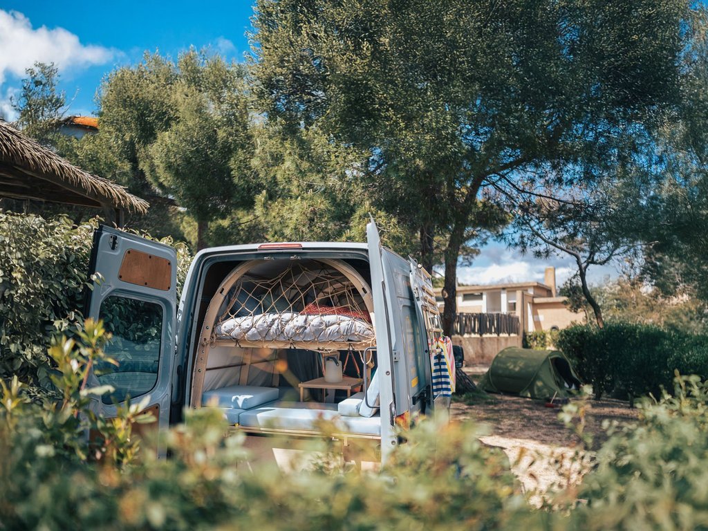 Vom Transporter zum Freizeitmobil: Ausbau mit dem Moby Camper in einer Stunde